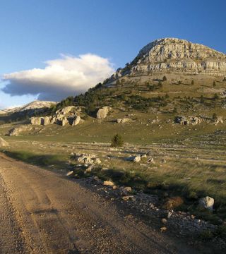 Hiking and walking on the Dinara - the highest peak in Croatia | Croatia.hr