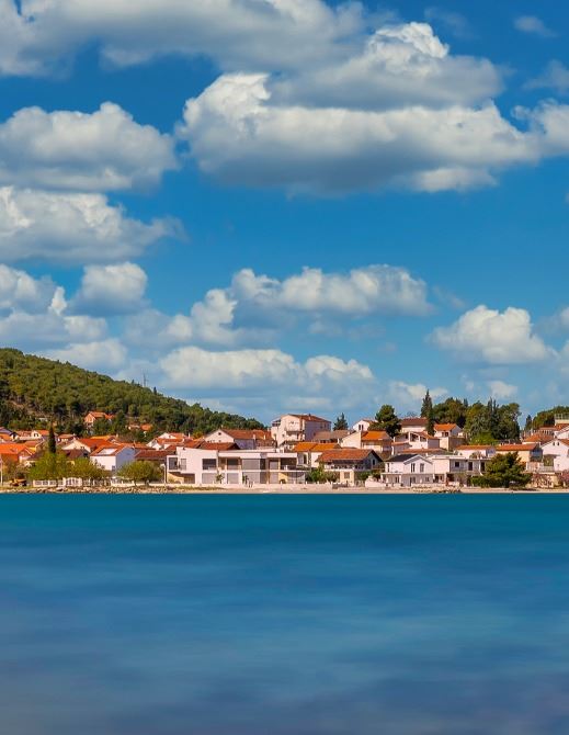 Bilice: picturesque place embraced by Krka River and sea