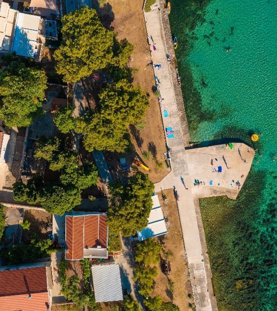 Ist - otok u obliku leptira za miran odmor | Croatia.hr